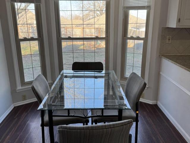 Great Blue Springs Home with All utilities INCLUDE