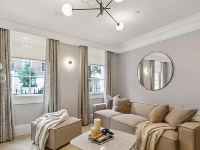 Great Cumberland Place, London, 2 Bedroom Flat
