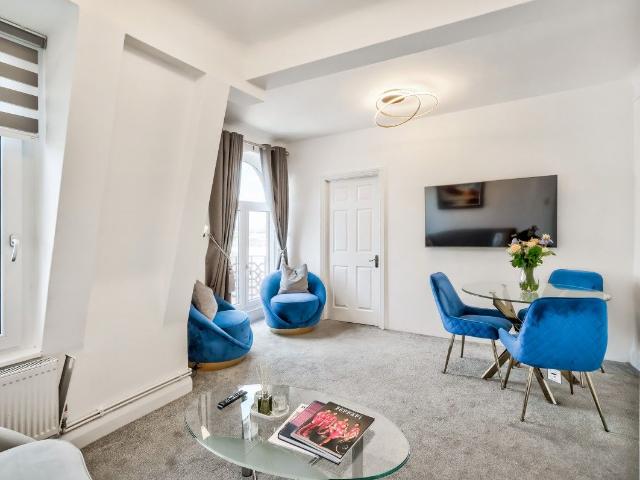Great Cumberland Place, London W1H, 3 bed flat to rent, £5,005 pcm | PrimeLocation