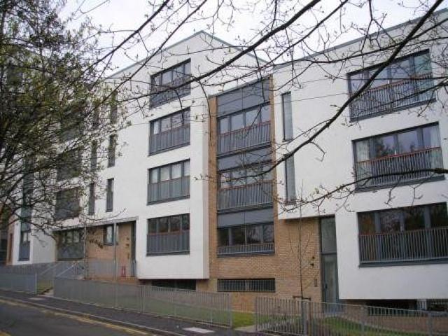 great dovehill, glasgow, g1 5dn