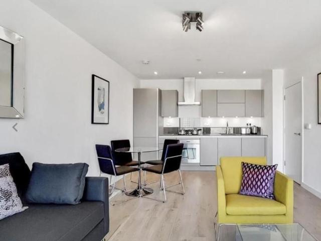 Great Eastern Road, London E15, 1 bed flat to rent, £2,350 pcm | PrimeLocation