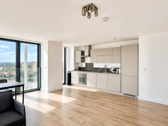 Great Eastern Road, London E15, 2 bed flat to rent, £2,860 pcm | PrimeLocation