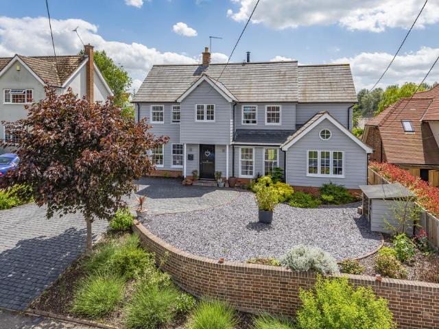 Great Easton, Essex CM6 4 bed detached house to rent £3,250 pcm £750 pw