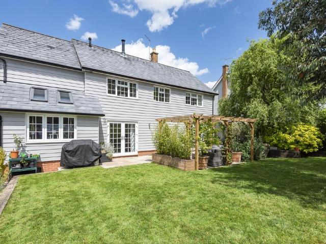 Great Easton, Essex CM6 4 bed detached house to rent £3,250 pcm £750 pw