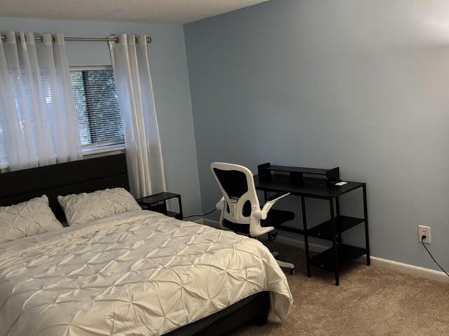 Great furnished room for rent
