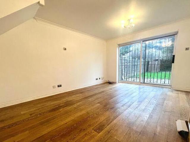 Great Galley Close, Barking, 2 Bedroom Semi detached