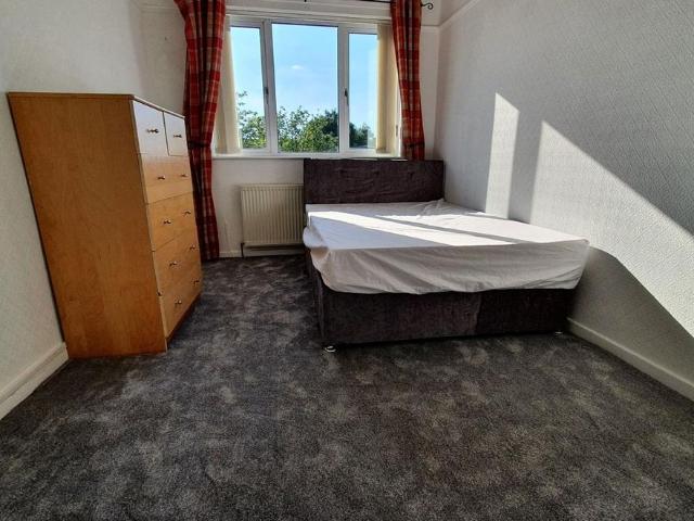 Great Hampton Row, Birmingham B19, 3 bed flat to rent, £1,200 pcm | PrimeLocation