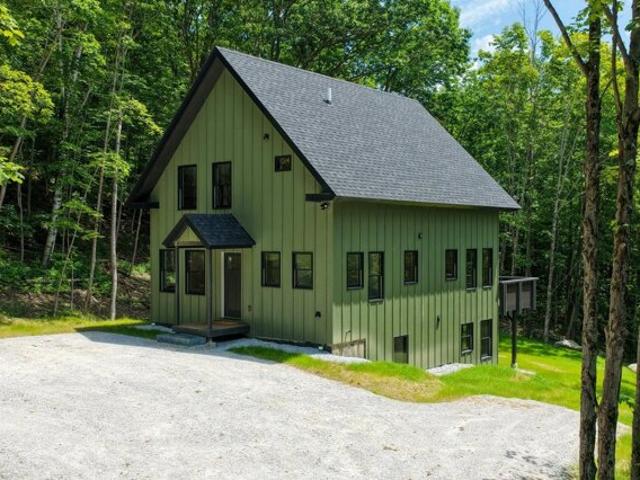 Great Hawk Rd, Rochester, Home For Sale