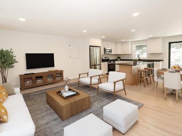 Great Hill Rd, Newmarket, Home For Sale