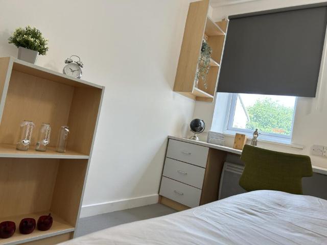 Great Horton Road, Bradford BD7, 1 bed flat to rent, £472 pcm | PrimeLocation