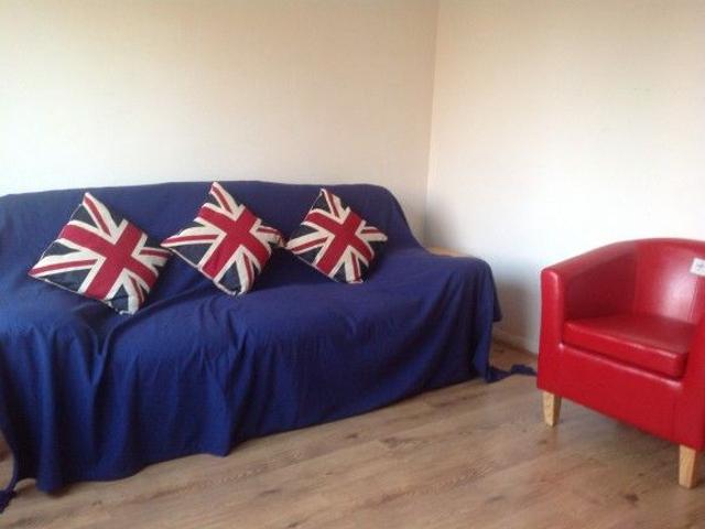 Great house 10 mins from UKC