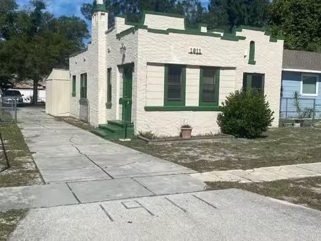 Great House with Free Wi Fi Free Laundry and Brand New Comfy M.