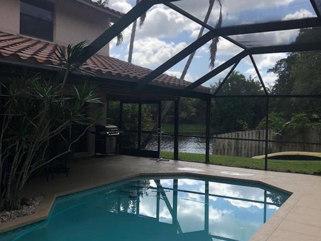 Great House With Pool on a Lake
