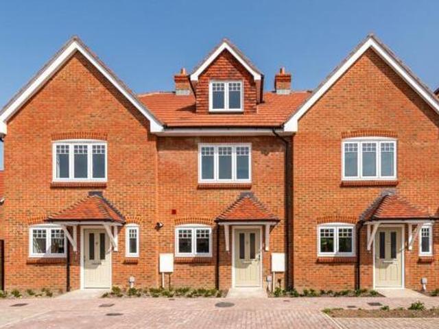 Great Kimble, Pippin Place, Aylesbury, 3 Bedroom Terraced