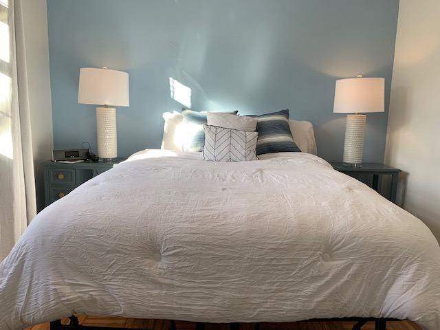 Great location. 1 bedroom w/Pvt Bath Furnished
