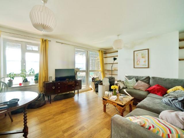 Great location, 2 bedroom flat for Rent by Finsbury Park