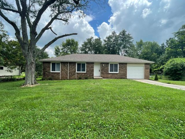 Great Location 3 bedroom 1 bath 1car garage