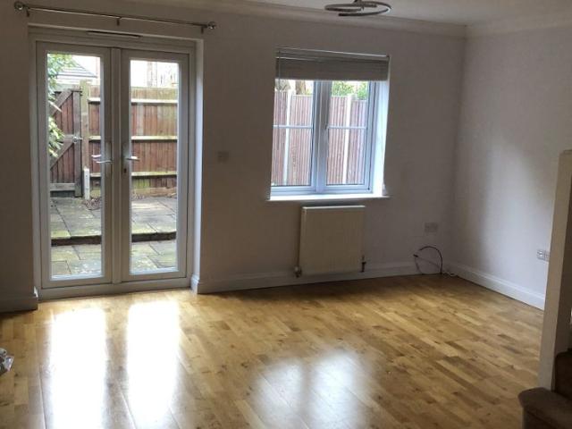 Great Location Two Bedroom Mews House to Rent in Stevenage