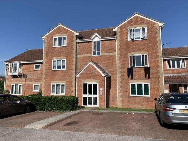 Great Meadow Road, Bristol 2 bed flat to rent £1,150 pcm £265 pw