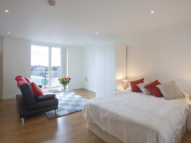 Great modern studio