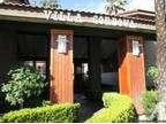 Great Move In Special on a 1 Bedroom 1 Bath with Den, Ready for Move In Only