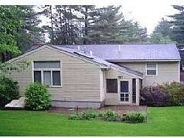 Great Neighborhood Location For This 8 Room 2.5 Bath Split Entr