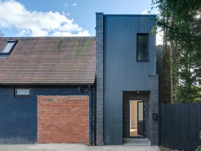 Great North Road, East Finchley N2, 1 bed flat to rent, £2,500 pcm | PrimeLocation