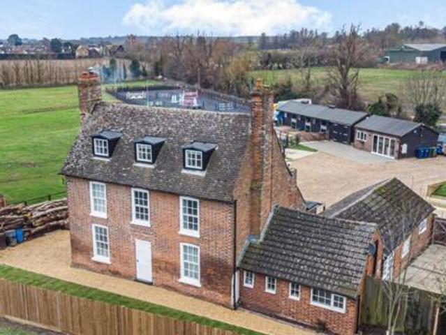 Great North Road, Southoe, 5 Bedroom Detached