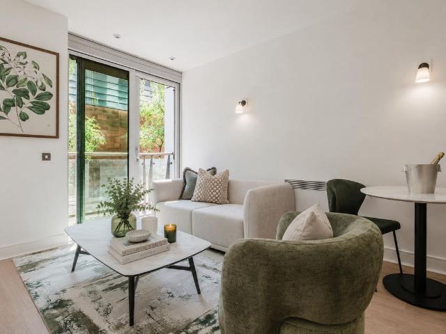 Great Northern Tower, Manchester M3, 1 bed flat to rent, £1,295 pcm | PrimeLocation