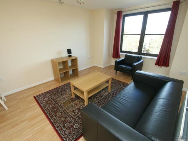 Great Northern Road, Flat J, AB24