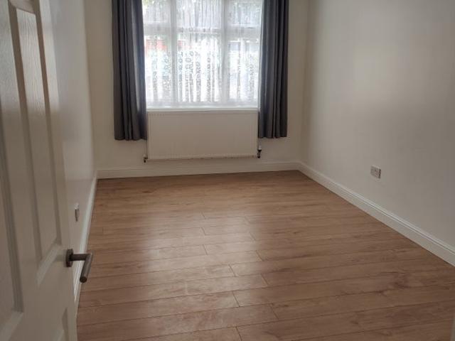 Great one new built one bedroom in North London