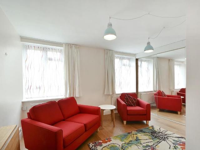 Great Ormond St, Bloomsbury, London WC1N, 1 bed flat to rent, £2,383 pcm | PrimeLocation