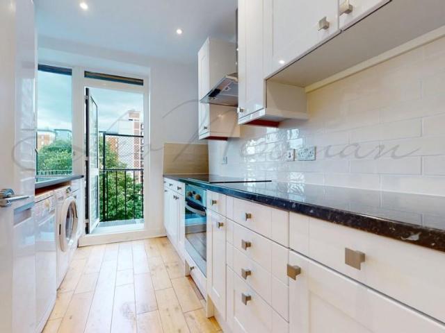 Great Ormond Street, Bloomsbury, WC1 2 bed flat to rent £3,100 pcm £715 pw