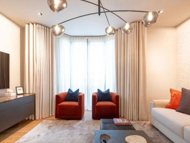 Great Portland Street, London, 1 Bedroom Apartment