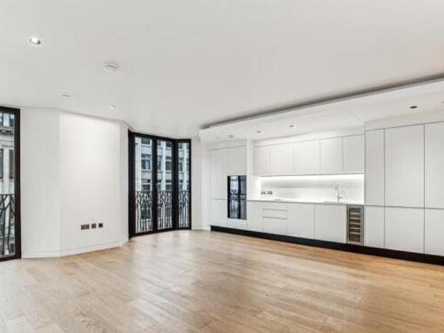 Great Portland Street, London, 2 Bedroom Apartment