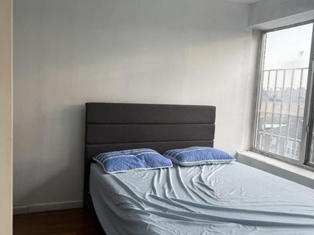 Great private place 2 rooms and own bathroom