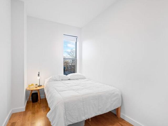 Great Private ROOM in Bed Stuy