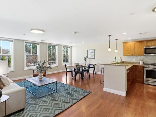 Great Rd Unit G, Bedford, Condo For Sale