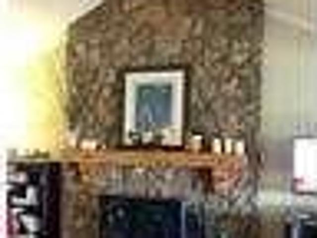 Great rental opportunity in Great Area, Tranquil Setting. Will Consider!
