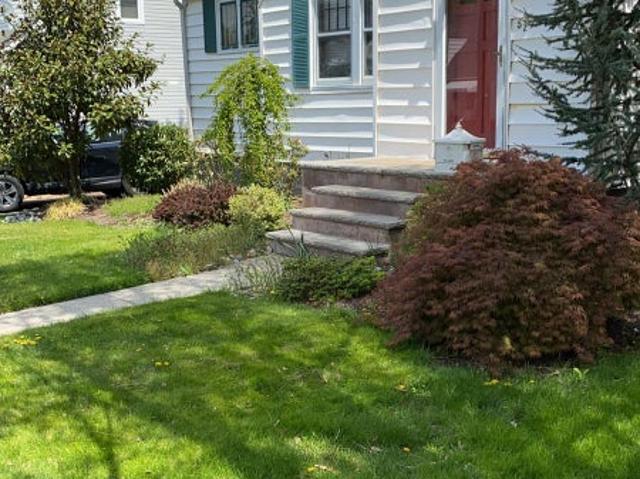 Great room in Metuchen