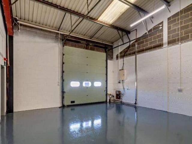 Great Russell Court, Bradford, Light Industrial Facility