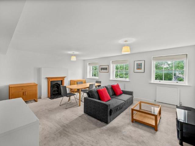 Great Russell Street, London 1 bed flat to rent £2,817 pcm £650 pw