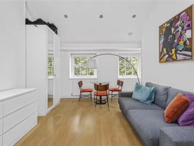 Great Russell Street, London, WC1B 3BN
