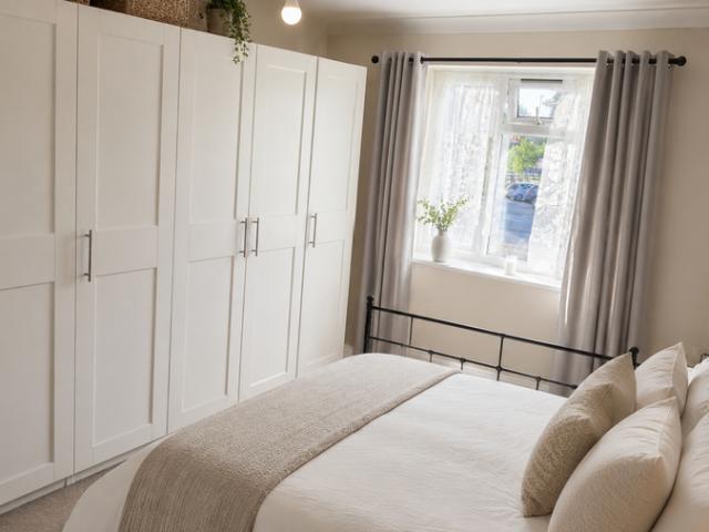 Great South West Road, Hounslow TW4, 2 bed flat to rent, £1,900 pcm | PrimeLocation