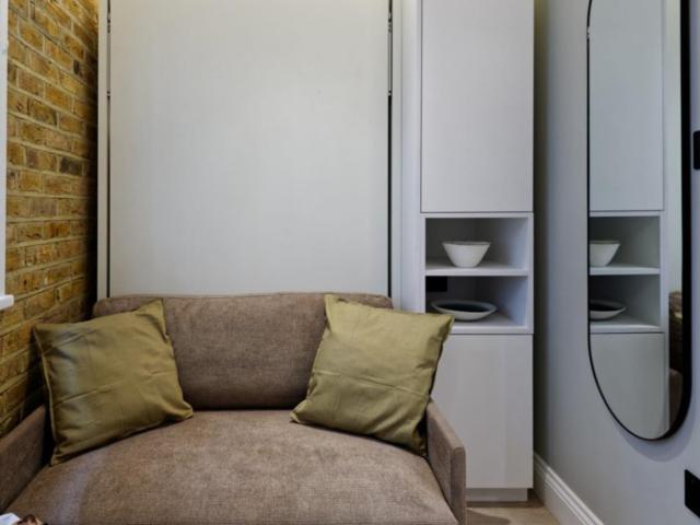 Great studio close to Kensington Palace Green Has an Apartment