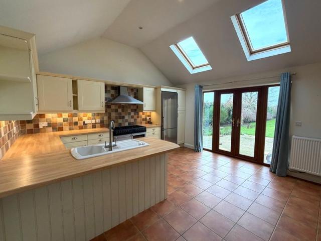 Great Stukeley, Huntingdon, 3 bedroom, Semi Detached