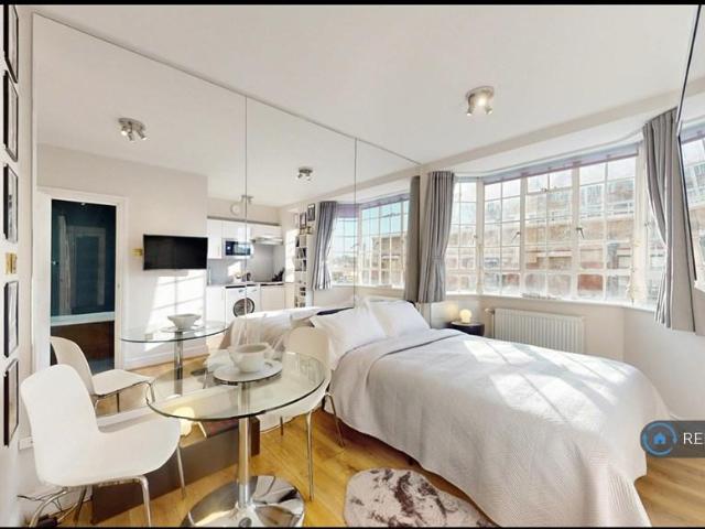 Greater London, Greater London, SW3 Studio to rent £3,500 pcm £808 pw