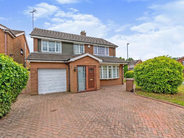 Greaves Avenue, Walsall WS5, 4 bed property to rent, £1,400 pcm | PrimeLocation