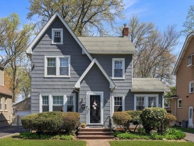 Greaves Pl, Cranford, Home For Sale