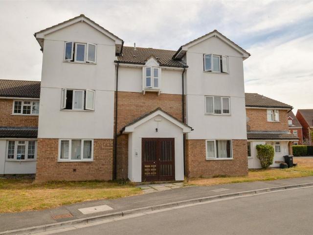 Grebe Close, Bridgwater TA6, 2 bed flat to rent, £895 pcm | PrimeLocation